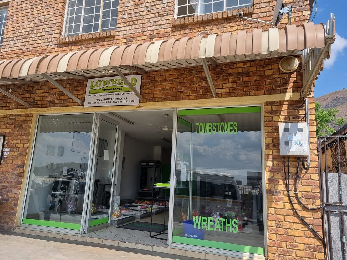 Contact – Lowveld Tombstones